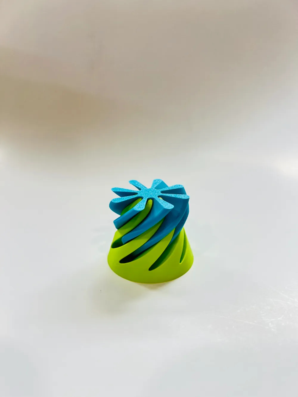 Gum Drop Passthrough - Free 3D Print Model - MakerWorld
