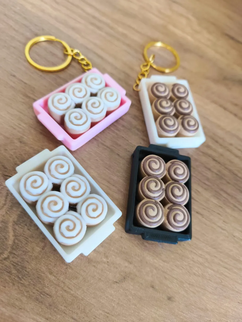 Cute Cinnamon Roll Keychain by Bluverie Studio MakerWorld: Download ...