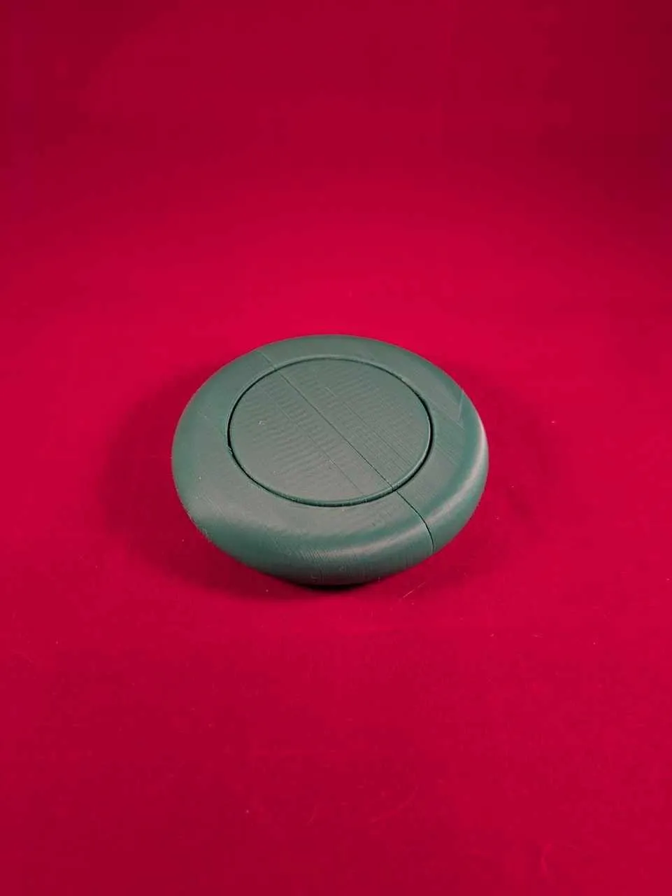 Compact Tablet Riser by rileypricedev - MakerWorld