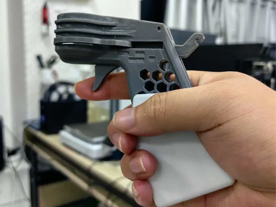 Six-Shot Disc Shooter Extended Grip Seamless Installation - Free 3D ...