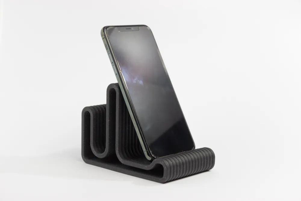 Phone Stand - Organizer by pixel_to_plastic - MakerWorld