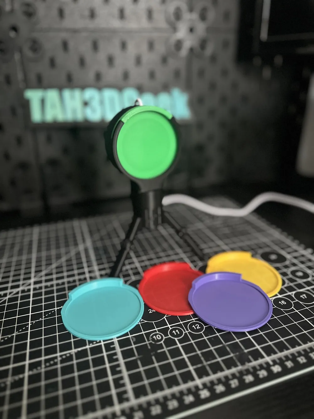 LED Kit 001 light/Filament Transparency Checker by TAH3DGeek MakerWorld ...