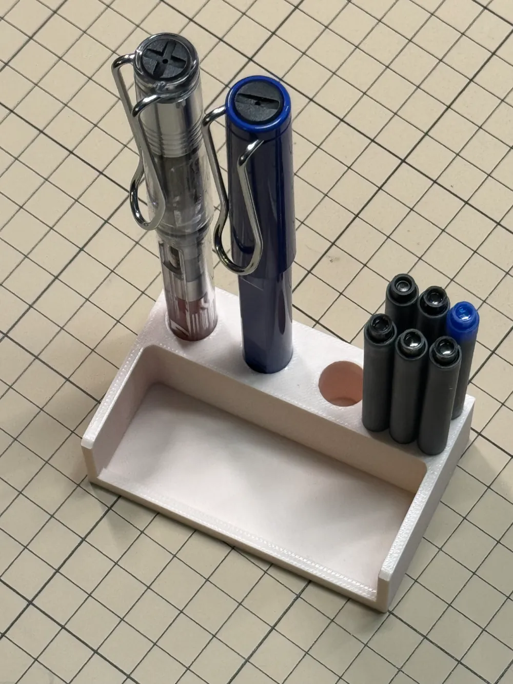 LAMY or Schneider Pen and Ink Cartridge Stand by Sevace - MakerWorld