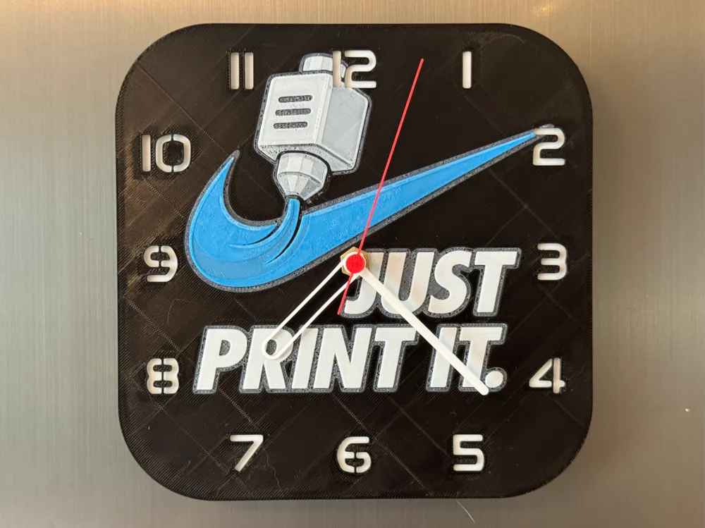 Wall/Desk Clock: Simply Print - Free 3D Print Model - MakerWorld
