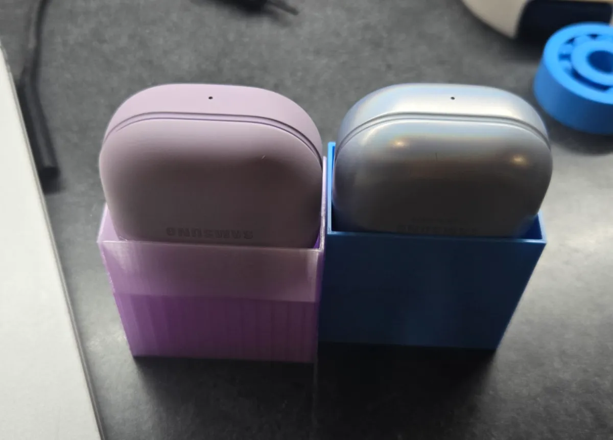 Samsung buds docker - Free 3D Print Model - MakerWorld