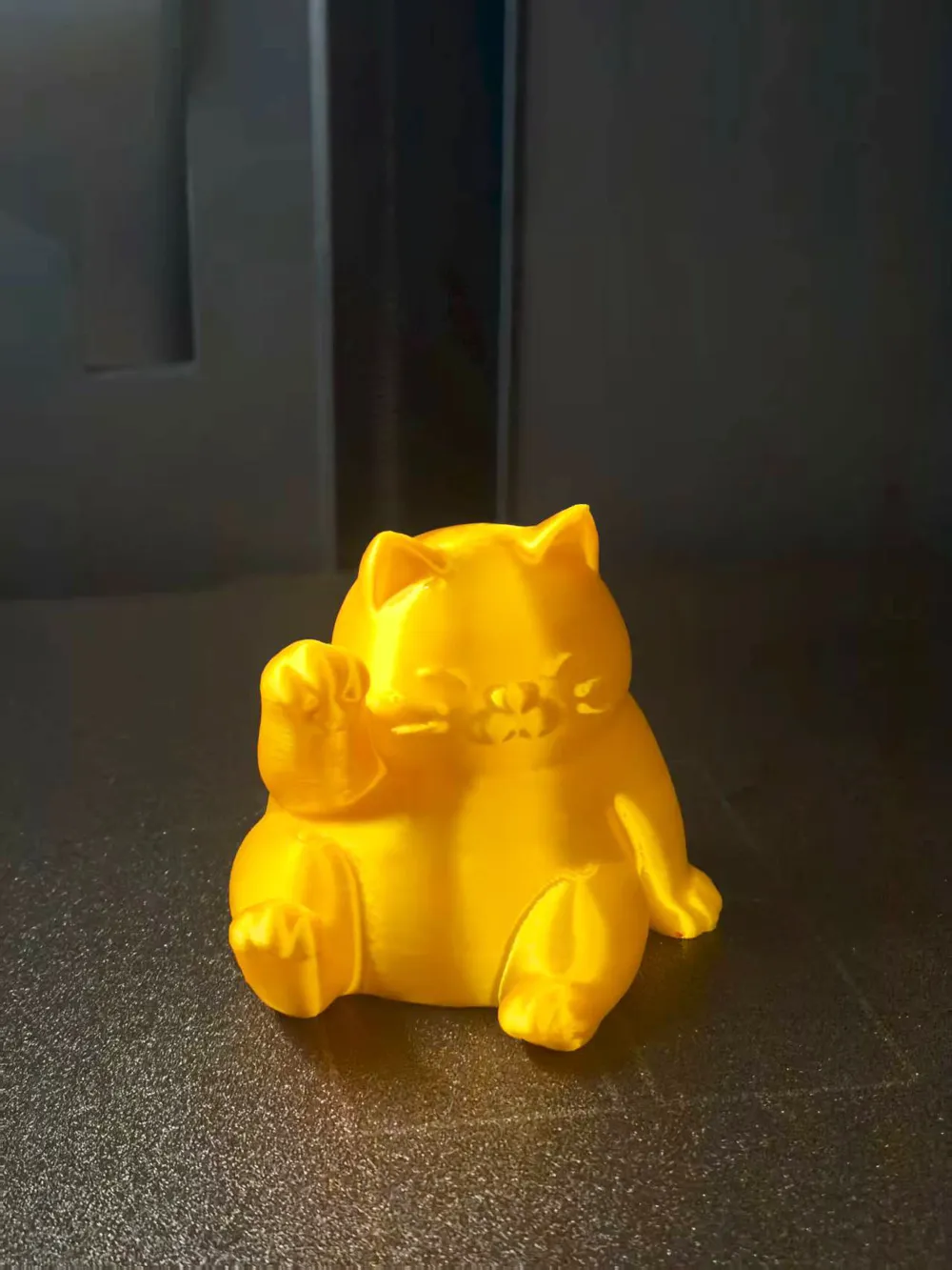 Waving Cat by 汤圆加可乐 MakerWorld: Download Free 3D Models