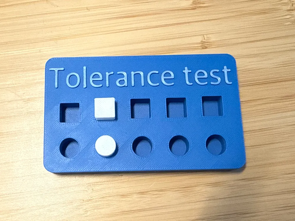 Tolerance test card by cyrilbouche - MakerWorld