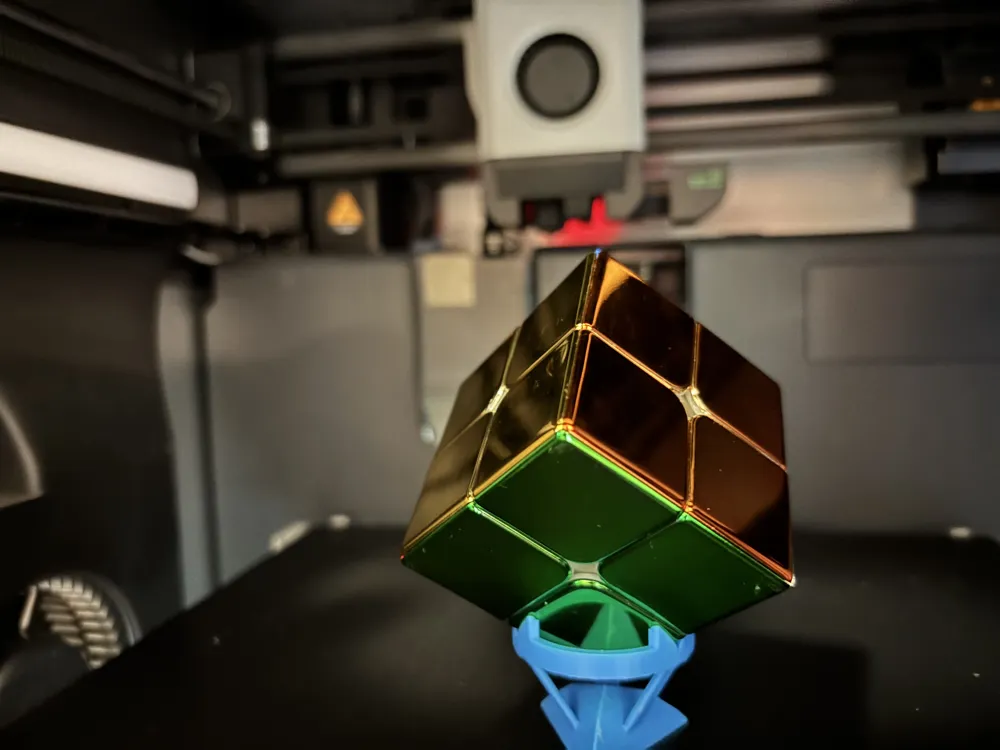 SUPER COOL Speedcube stand! by Tinkrer MakerWorld: Download Free 3D Models