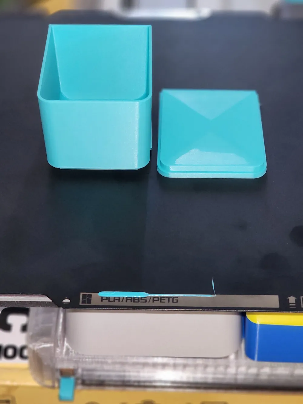 Bambu Lab A1M Box & Lid - Free 3D Print Model - MakerWorld
