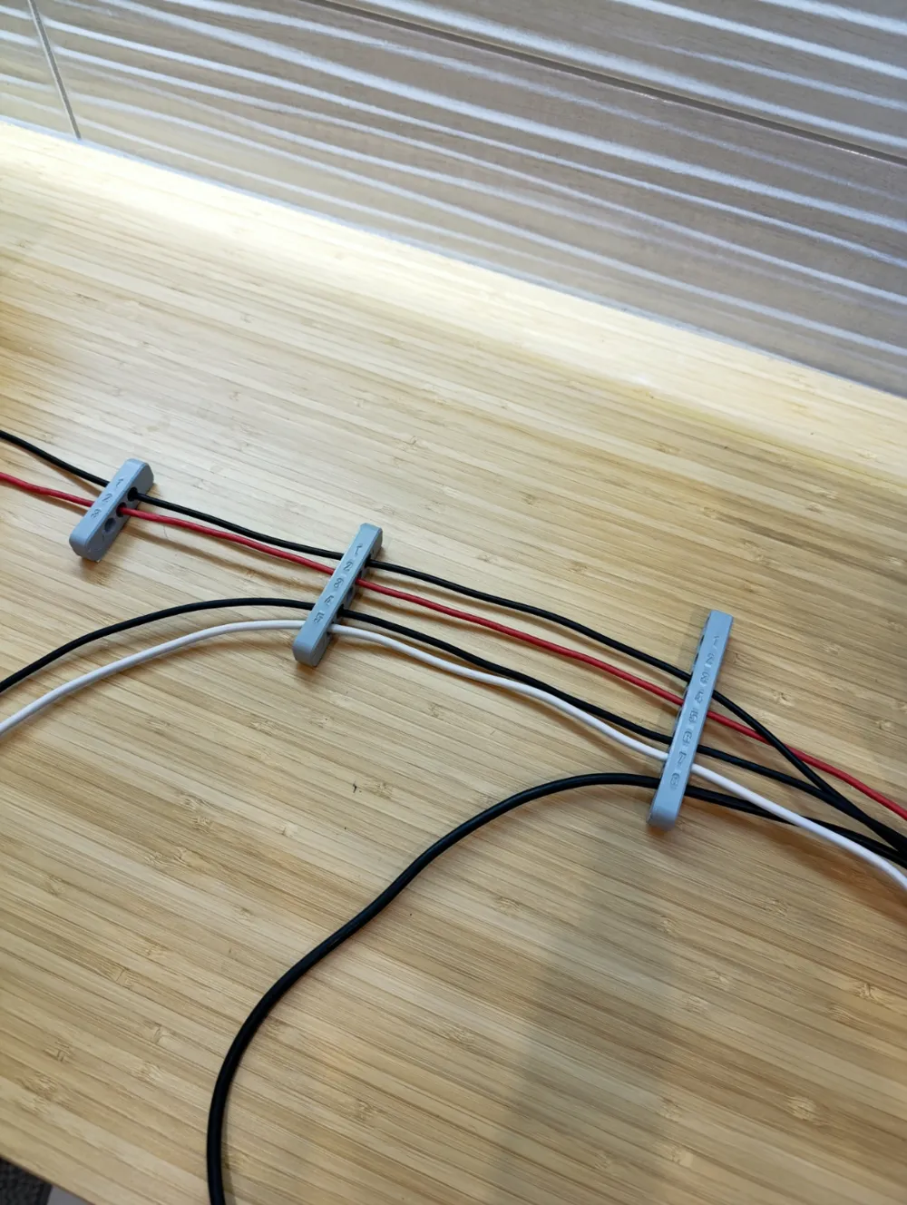 Cable management clip by MagiikDesign - MakerWorld