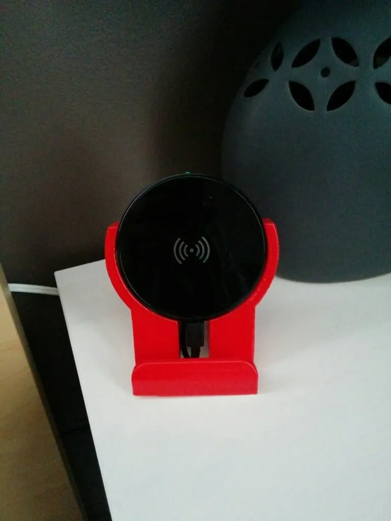 Nexus Qi Stand by muddtt - MakerWorld