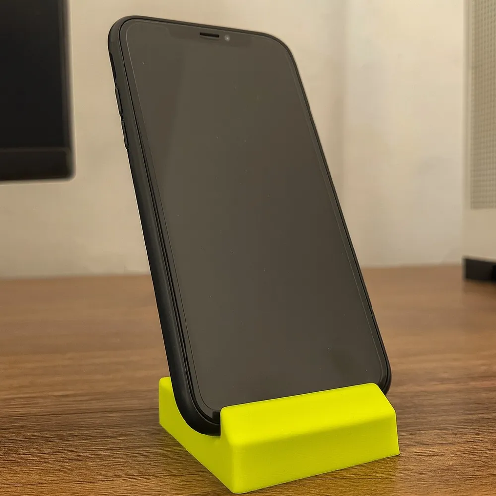 iPhone 15 ProMax "Basic" Phone stand - Free 3D Print Model - MakerWorld