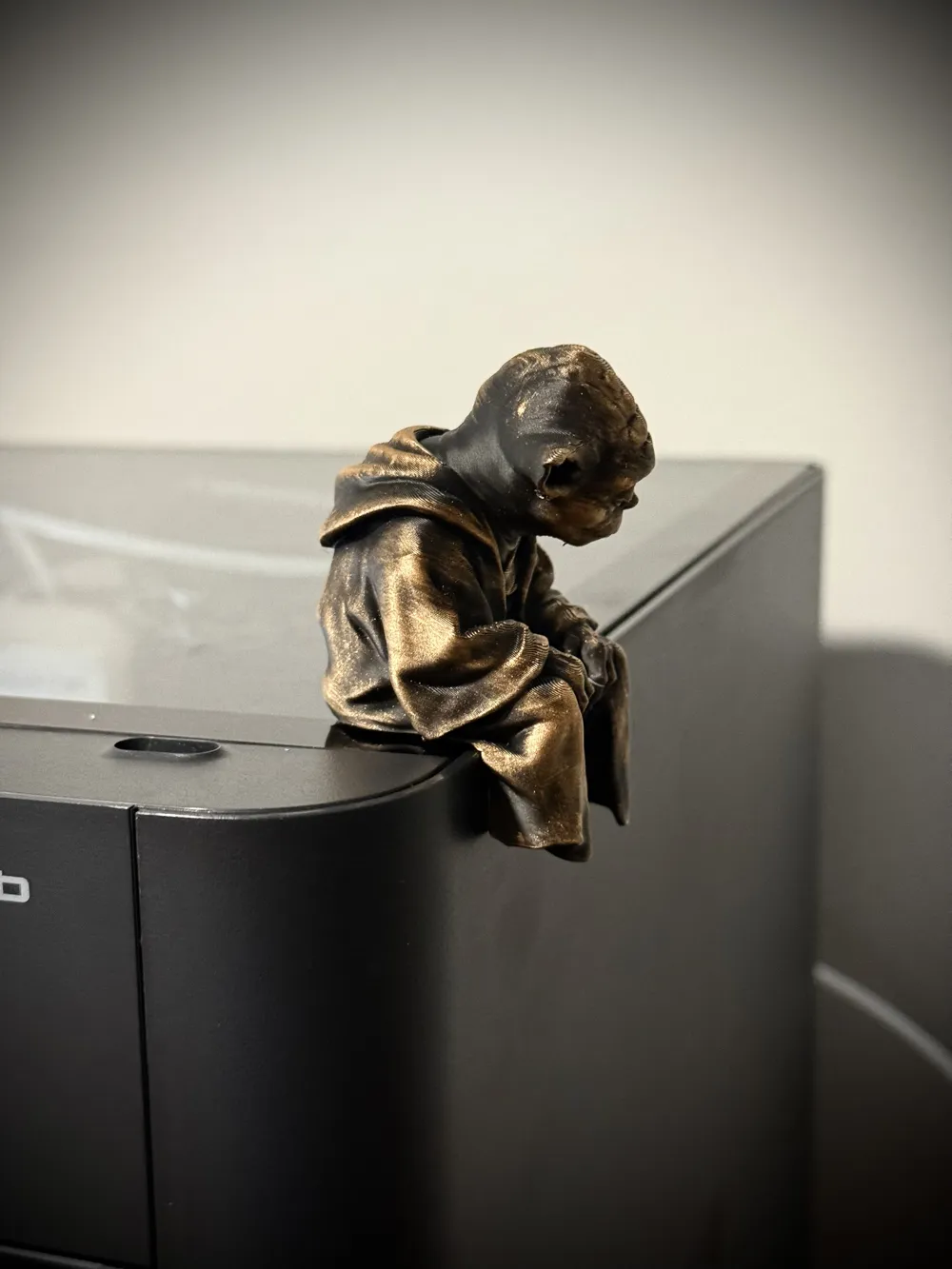 Sad Yoda Figurine on a Ledge! - Free 3D Print Model - MakerWorld