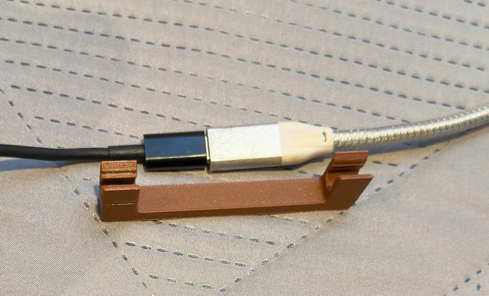 Cable Extender Lock – Secure Your Cables by SimplyAG - MakerWorld