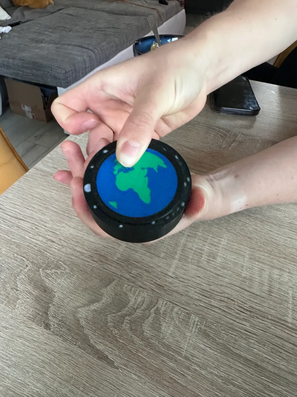 Planet Earth universe fidget spinner clicker by kisik20 - MakerWorld