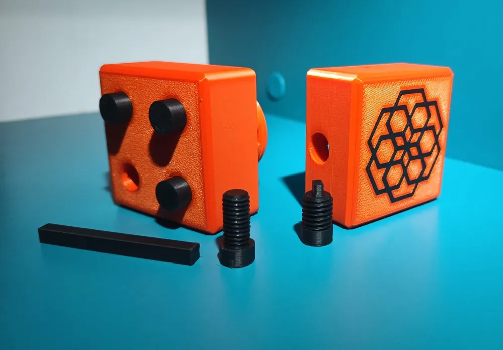 Cube puzzle box with thread by Ondra - MakerWorld