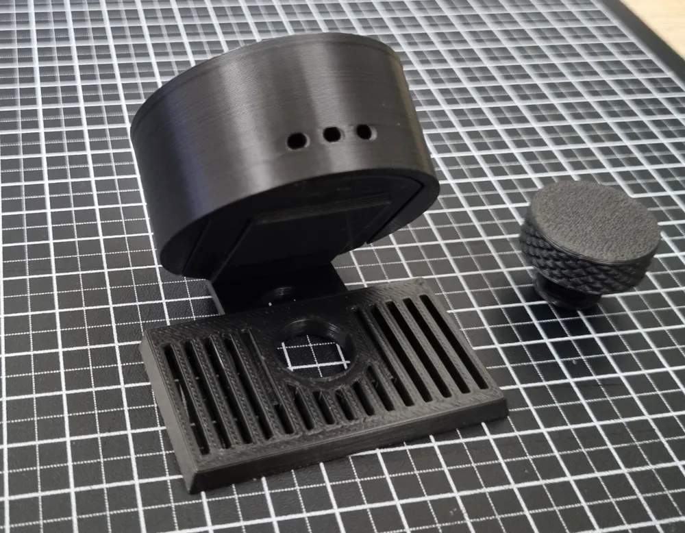 Top Hygrometer Mount for AMS-Python Silicabox Remixed by didi_59 ...