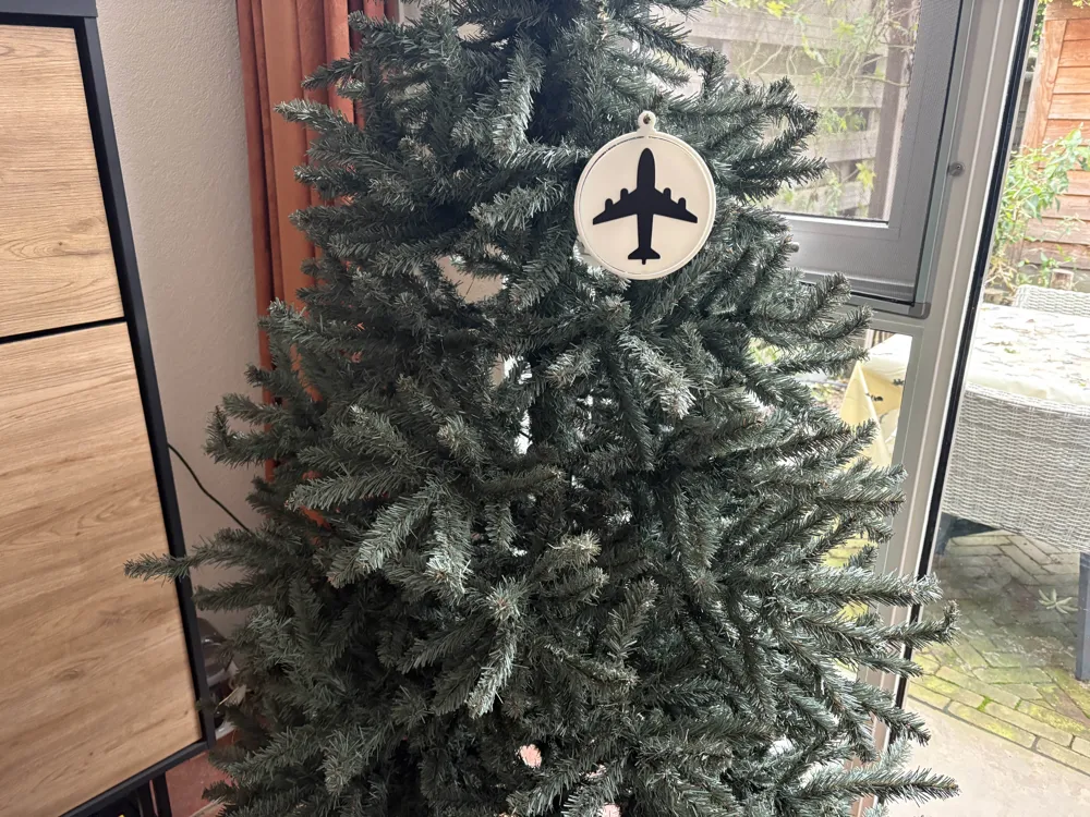 Airplane Christmas Ornament for Flight Enthusiasts - Free 3D Print ...