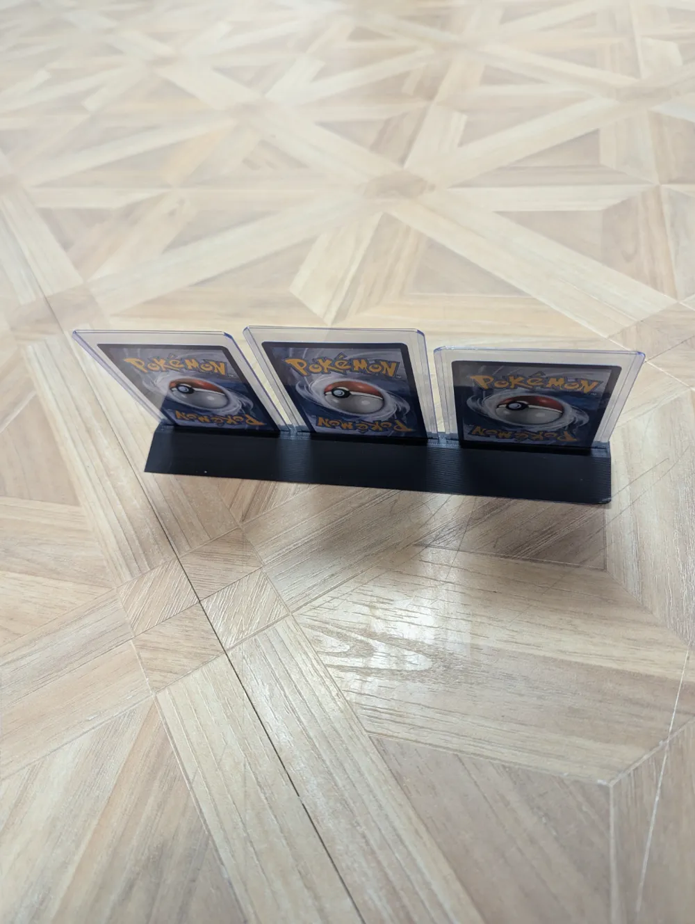 Toploader 3 card stand by CJM 3D Prints MakerWorld: Download Free 3D Models
