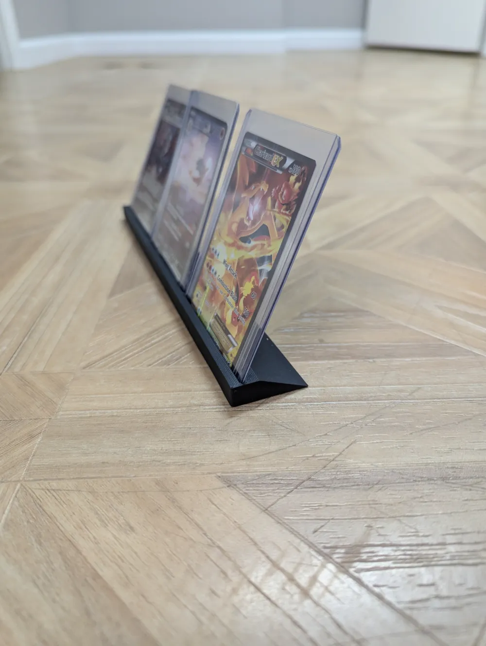 Toploader 3 card stand by CJM 3D Prints MakerWorld: Download Free 3D Models