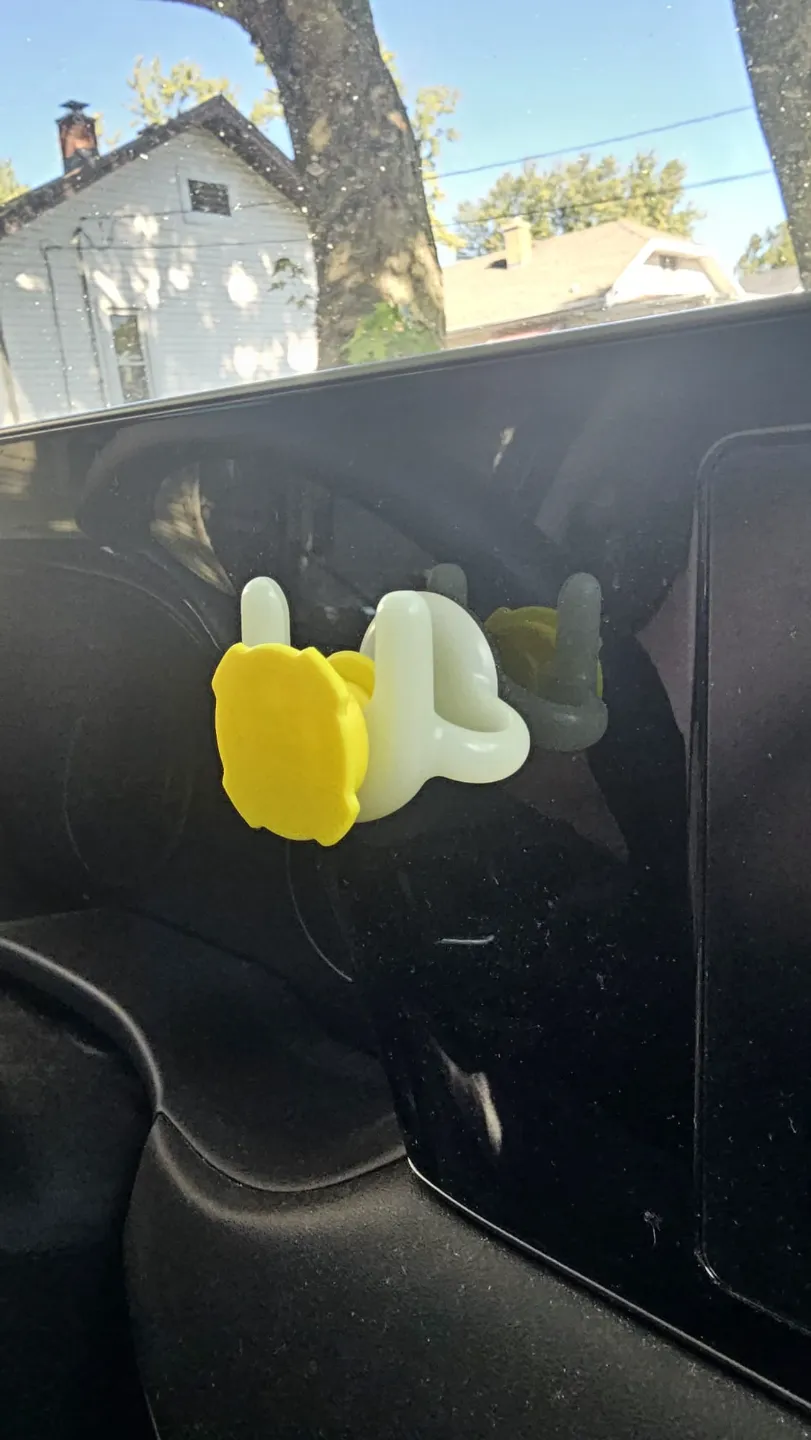 quad lock to pop socket mini adapter Remixed by James Demonson - MakerWorld