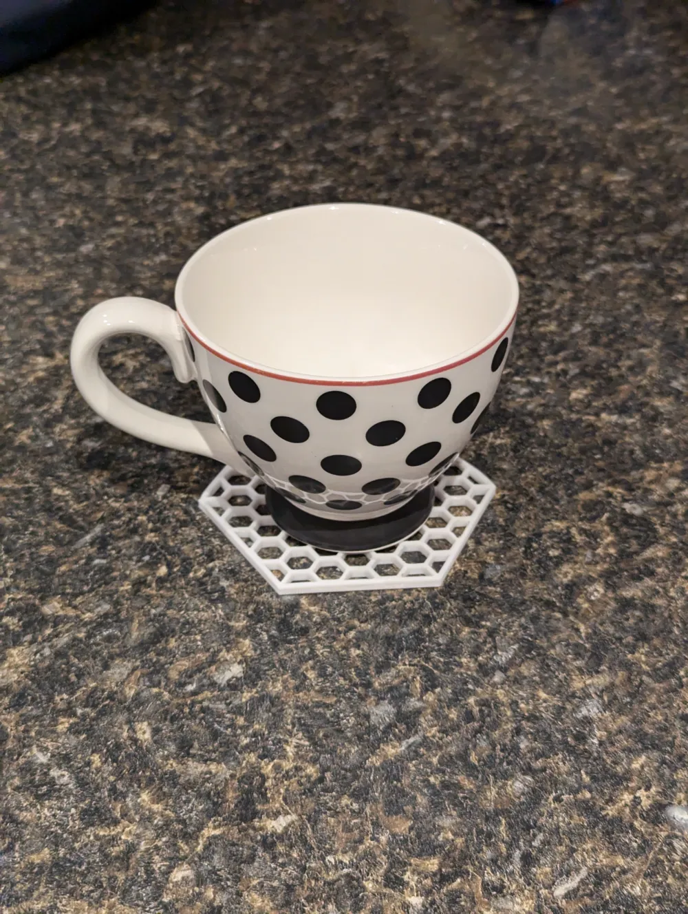 Large Hexagon Pattern Honeycomb Coaster by Sherman29 - MakerWorld