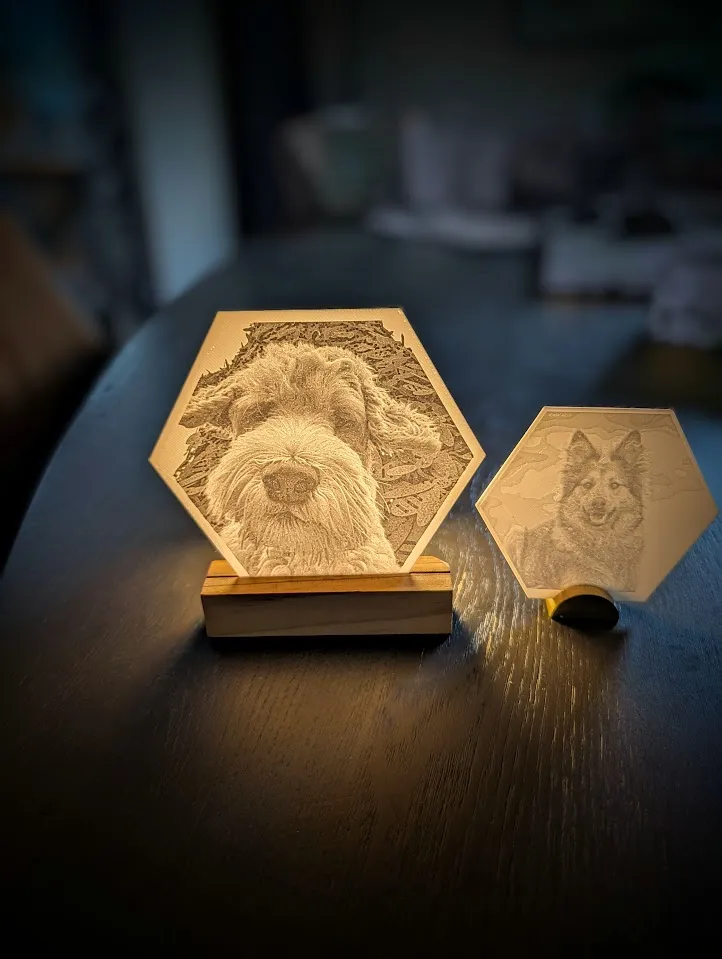 Lithophane Dog Hexagon Shepard by PinkManiacTV - MakerWorld