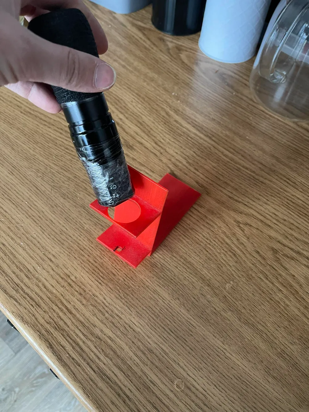 Tattoo machine stand by Epidy_ - MakerWorld