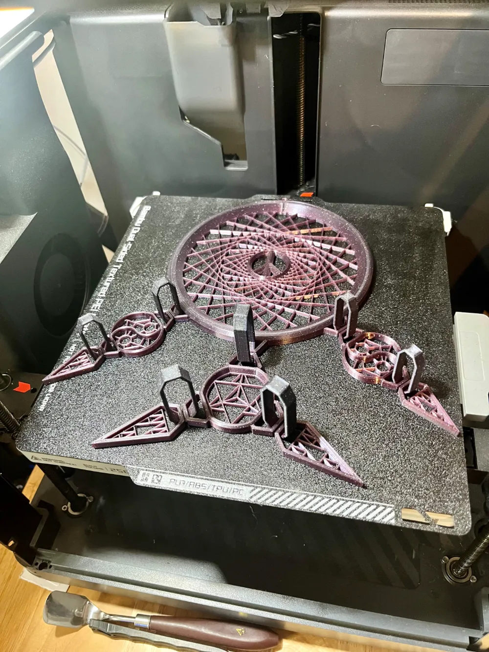 Trippy Print-In-Place Peaceful Dream Catcher - Free 3D Print Model ...