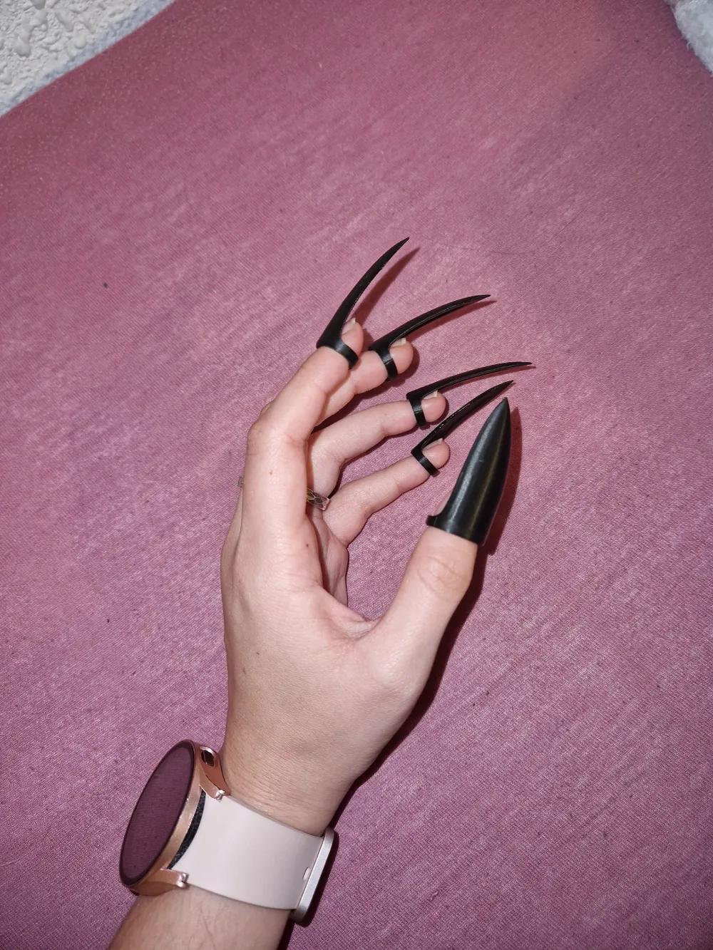 Cosplay claws / nails - Free 3D Print Model - MakerWorld