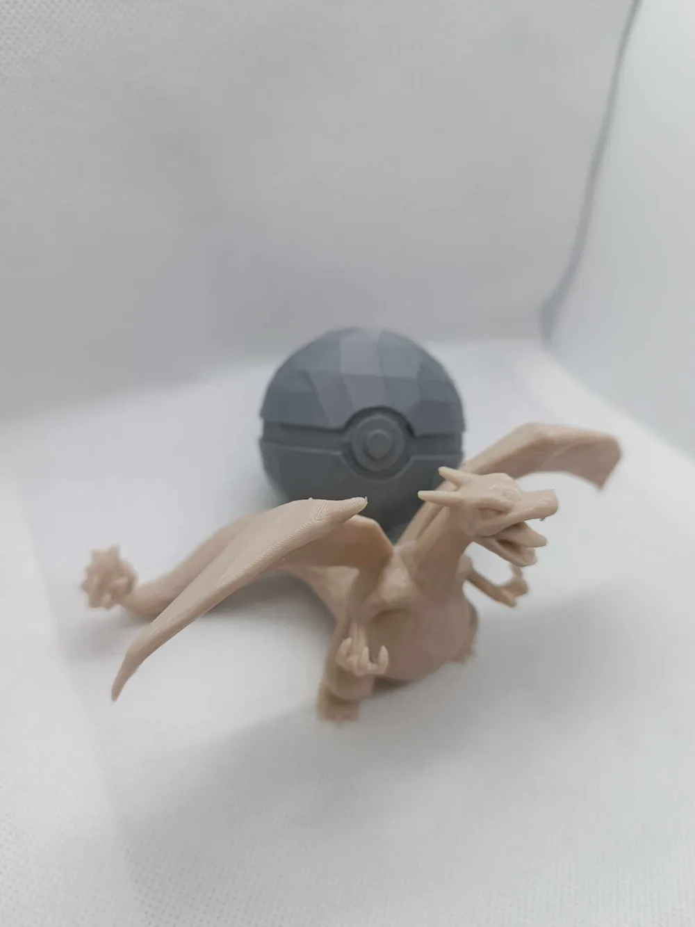Low-Poly Charizard Pokemon by drakeforge3d - MakerWorld