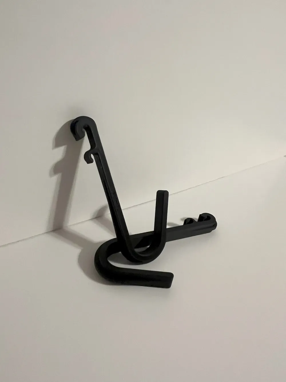 Heavy Duty Wire Shelf Rack Round Hook by Swamp InnovationsMakerWorld ...