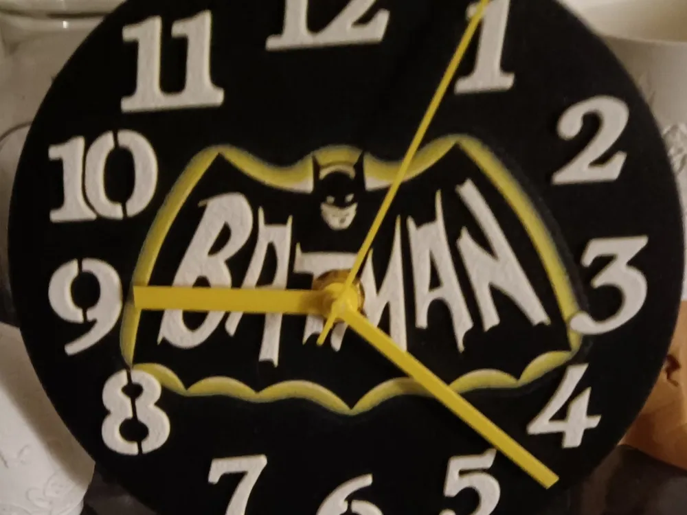 Hueforge Batman clock by raziel - MakerWorld