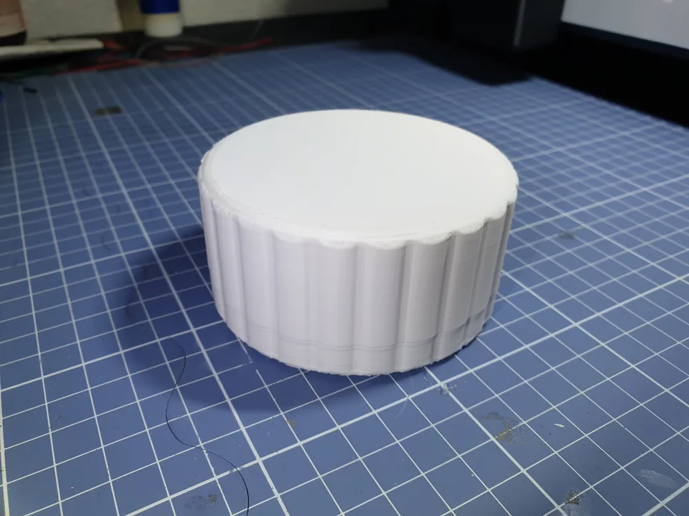 Round Soap Dish & Travel Box - Free 3D Print Model - MakerWorld