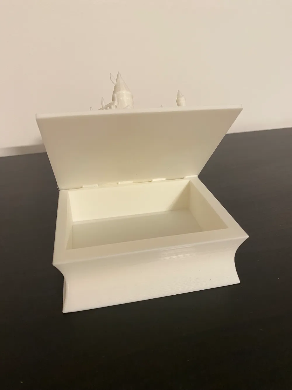 Hogwarts Castle Box - Free 3D Print Model - MakerWorld