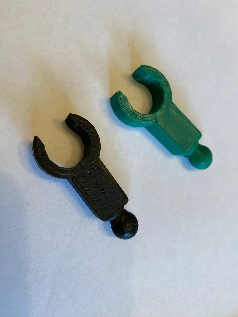 Rotating clip connector by Pfhorte - MakerWorld