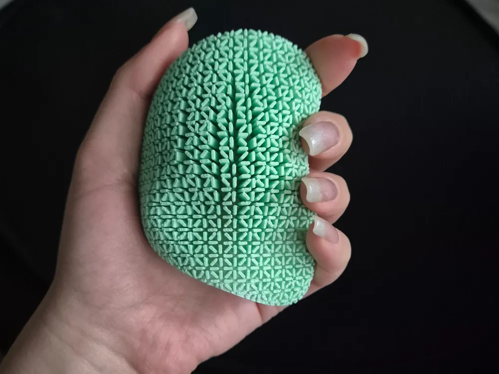 A Bendy Slime Desk Fidget - Free 3D Print Model - MakerWorld