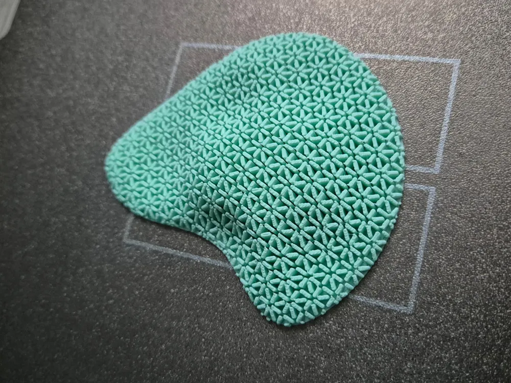 A Bendy Slime Desk Fidget - Free 3D Print Model - MakerWorld