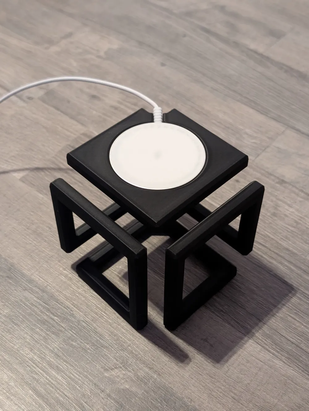 Infinity Cube Magsafe Charger / No Supports - Free 3D Print Model - MakerWorld