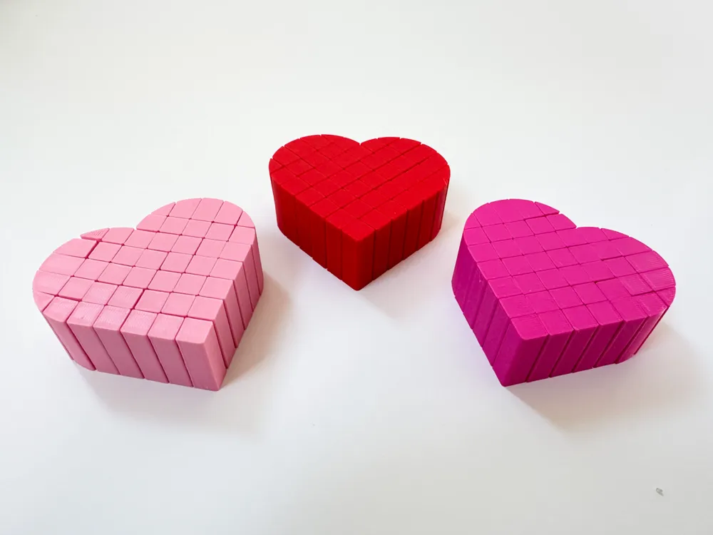 Pixel Heart Fidget by 3DPmom MakerWorld: Download Free 3D Models