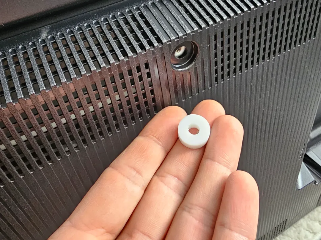 TCL TV spacer for wall mont - Free 3D Print Model - MakerWorld