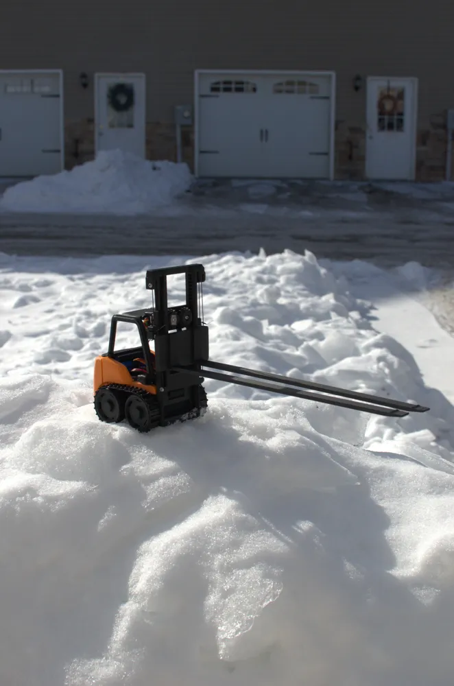 Comically Long Forks - Cyberbrick Forklift - Free 3D Print Model ...