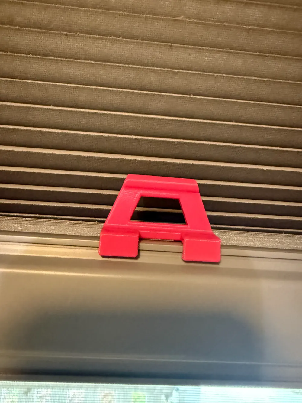 Window Blind Clip by 3DxMills - MakerWorld