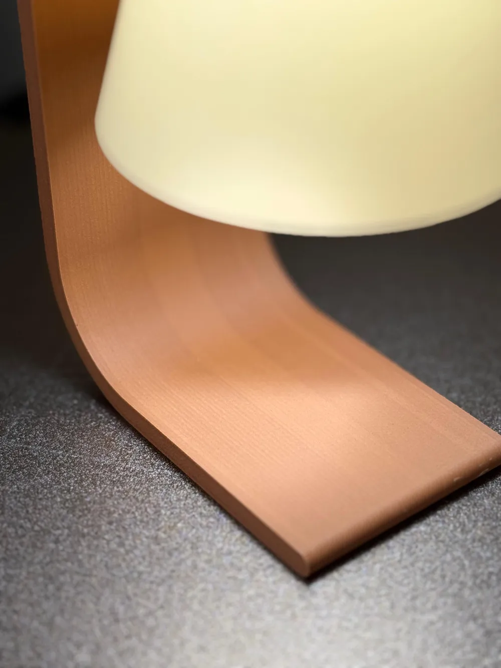 Modern Lamp - Free 3D Print Model - MakerWorld