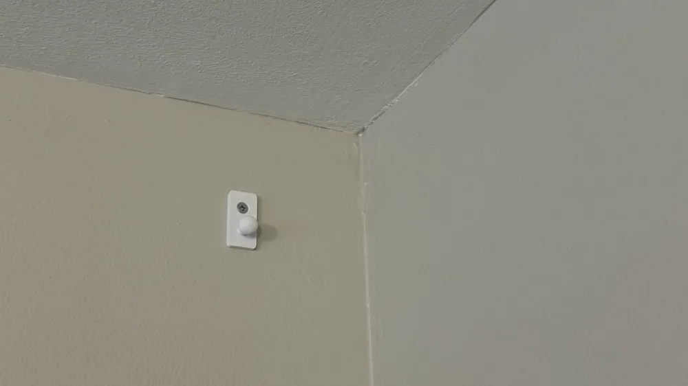 Ikea Vallhorn motion sensor wall mount bracket by Mad Buildz MakerWorld ...