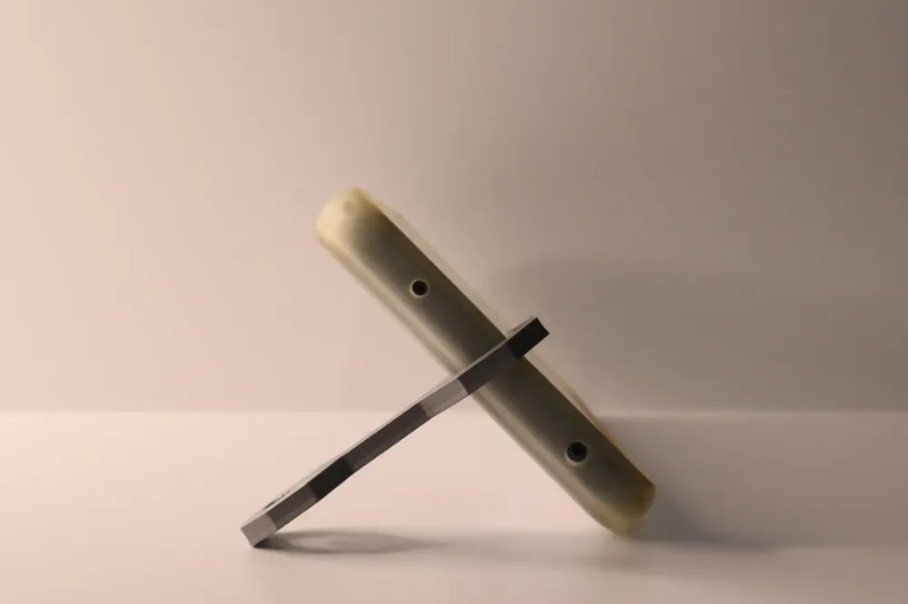 Smartphone Stand (Key Shaped) by nomikab MakerWorld: Download Free 3D ...