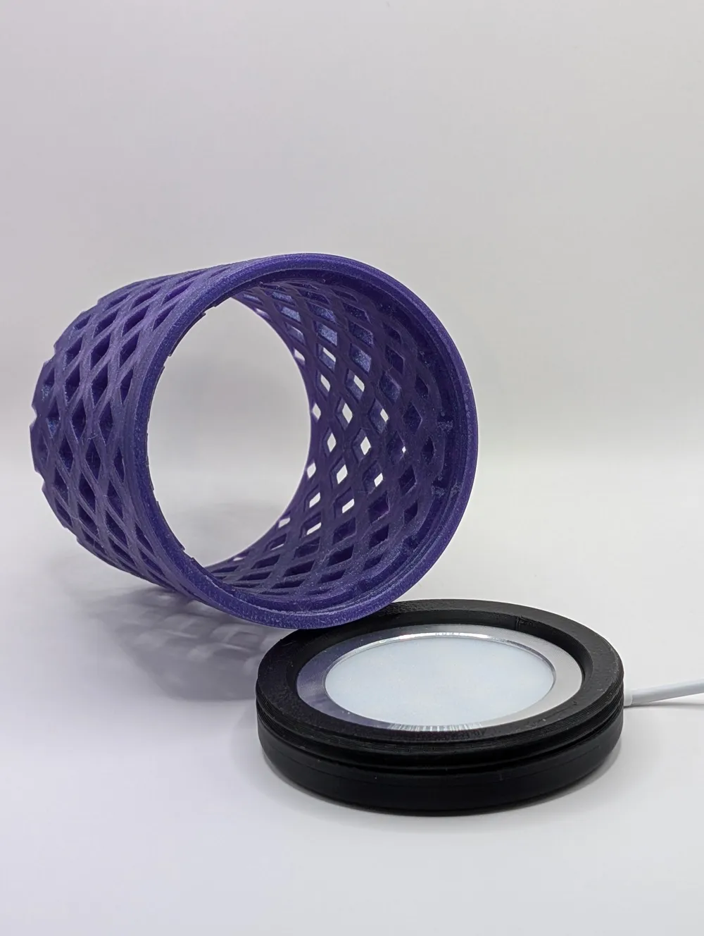 Glow-Base: Your Foundation for Custom Lamps by Nikolai MakerWorld: Download Free 3D Models