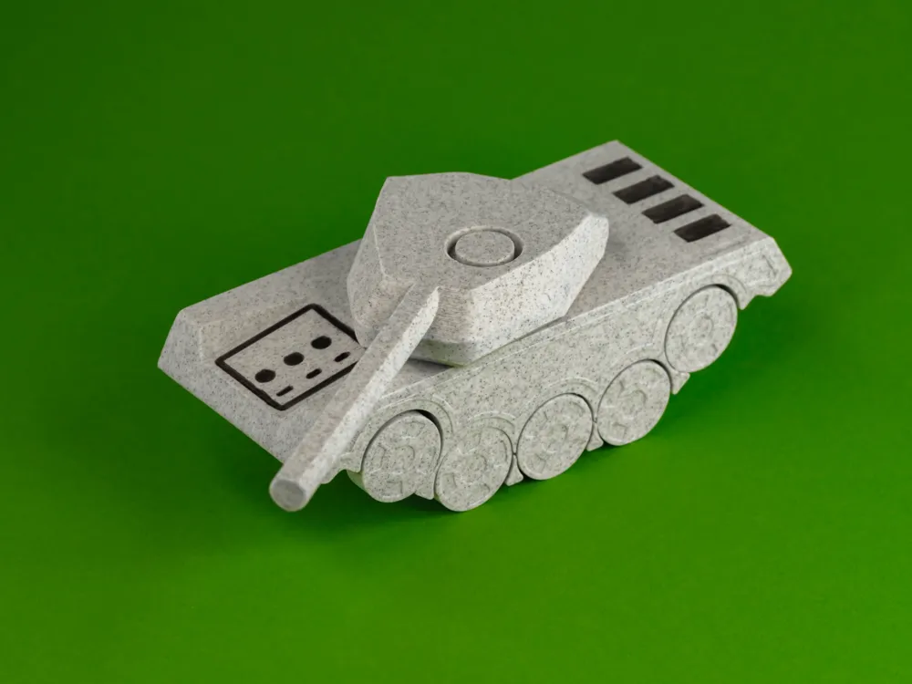 3D Printed Tank with Rotating Wheels and Turret by Qris200 - MakerWorld