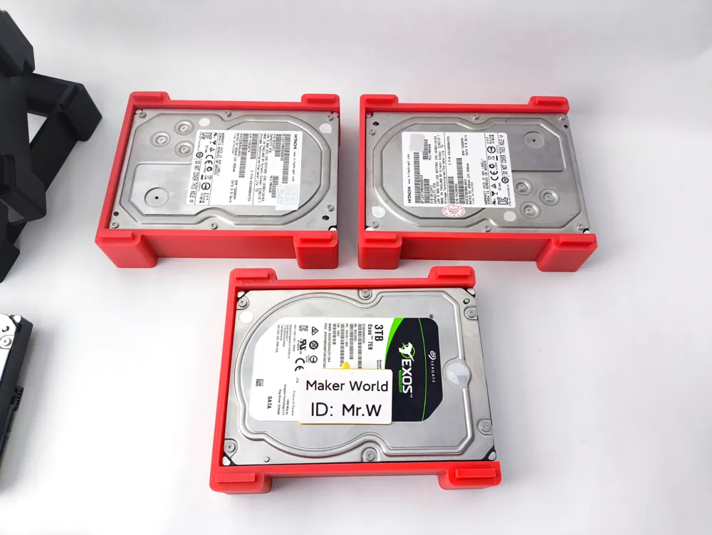 3.5-inch Hard Drive Stackable Temporary Storage Rack by Mr.W MakerWorld ...