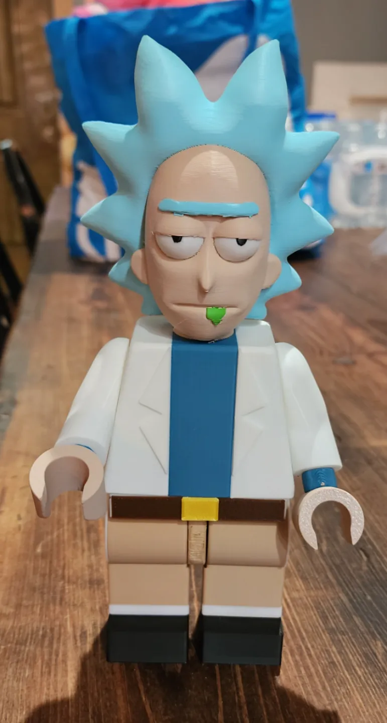 500% Brick Rick Sanchez Remixé par TCS ThreeD MakerWorld : Téléchargez des Modèles 3D Gratuits